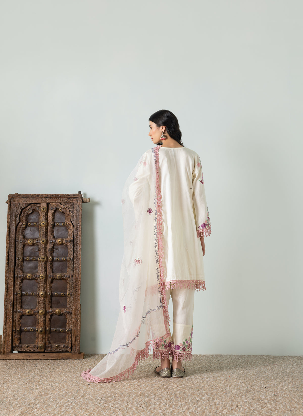 Cream Shades of Pink Cotton Pheran Set | Koshur India