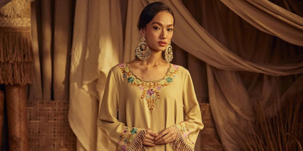 Explore Top 10 Elegant Kashmiri Pheran Suits for Women’s Wardrobe ...