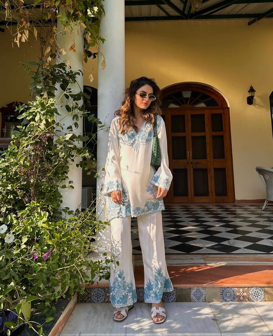 Buy Sage Green Wool Pheran Set Kashmiri Dress for Women | Koshur India