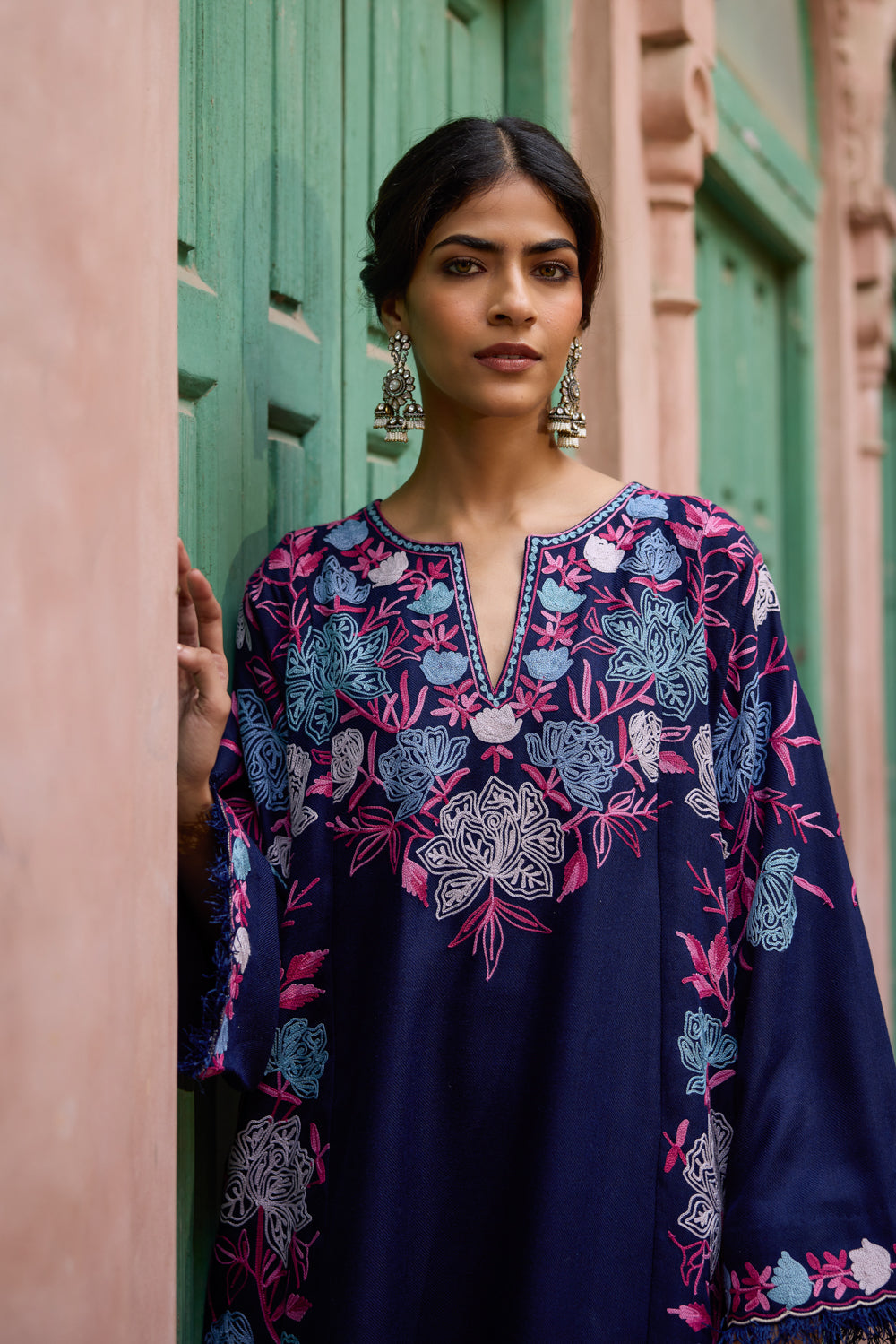 Order Premium Dariba Royal Blue Pashmina Pheran Set for Women | Koshur ...